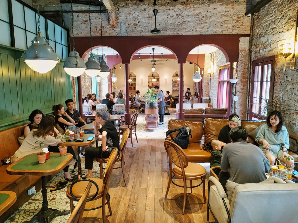 All Day Coffee | Cafe Scene