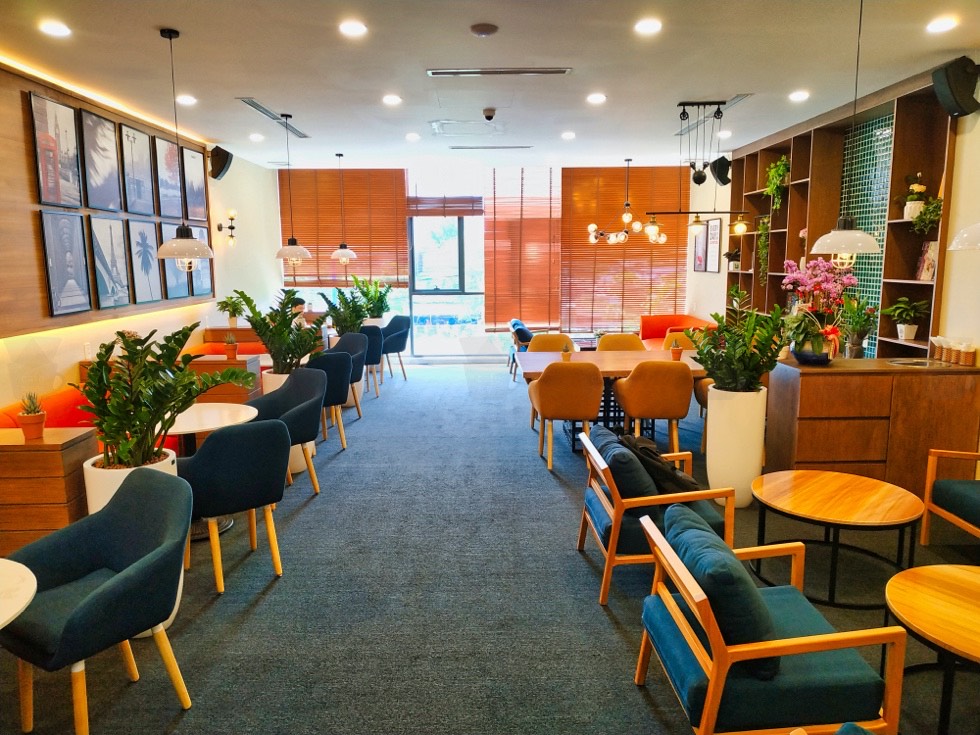 Logistics Coffee | Cafe Scene