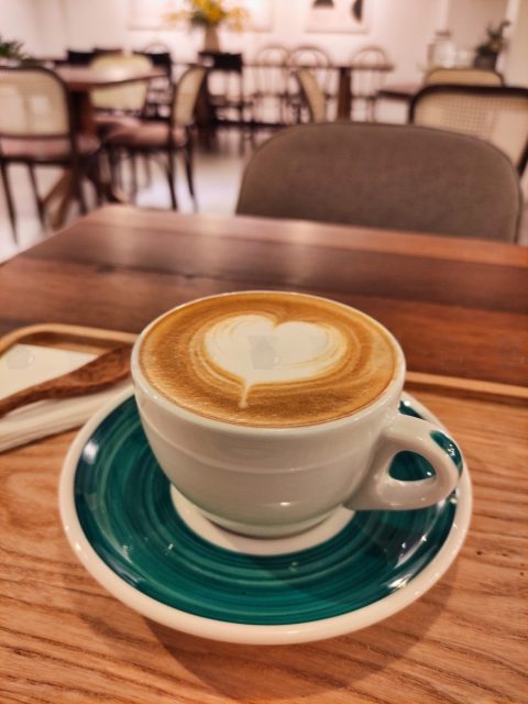 Unihub Coffee | Cafe Scene